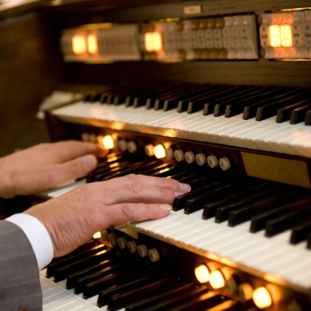 The History Of The Viscount Organ - Viscount North America