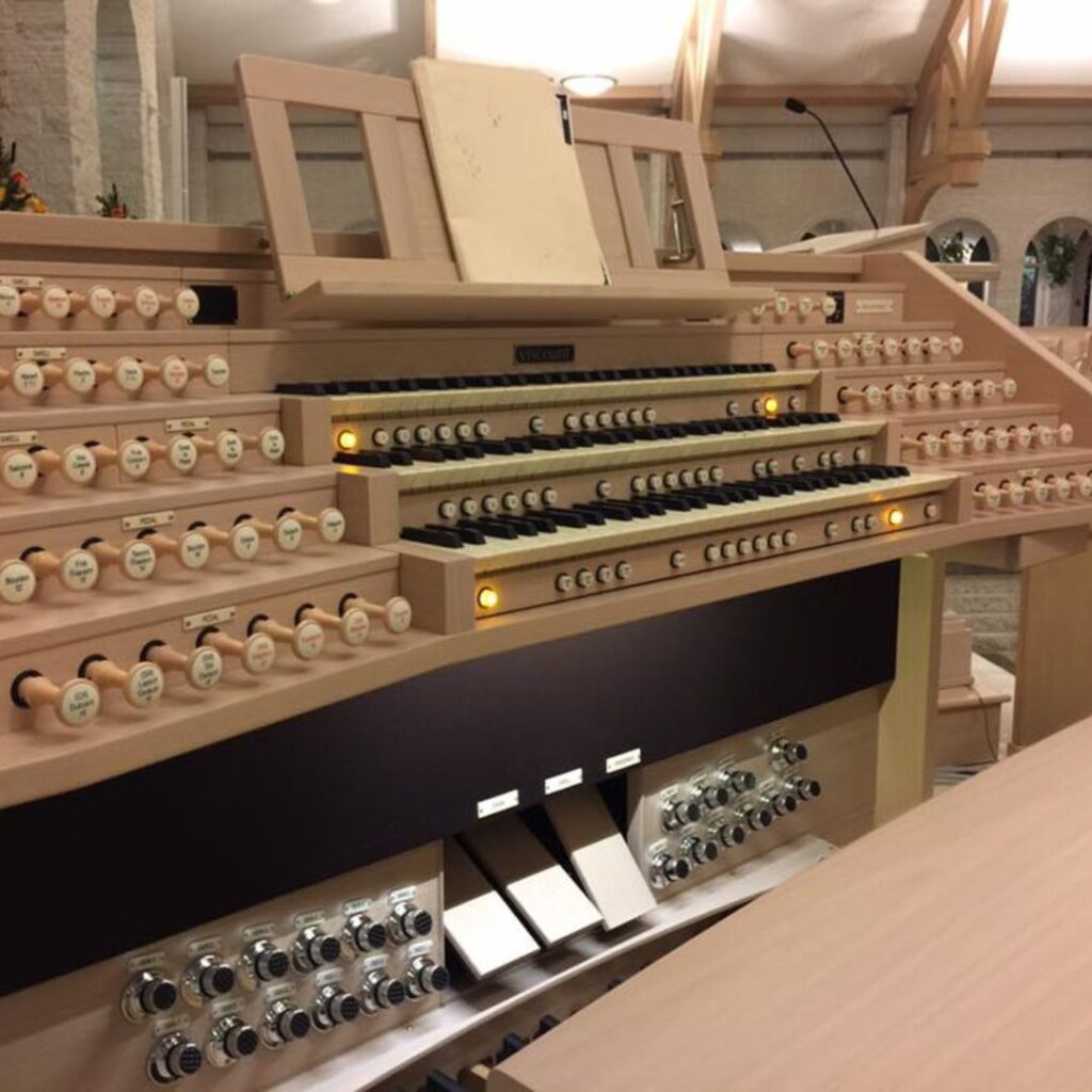 Fusion Organ - Viscount North America